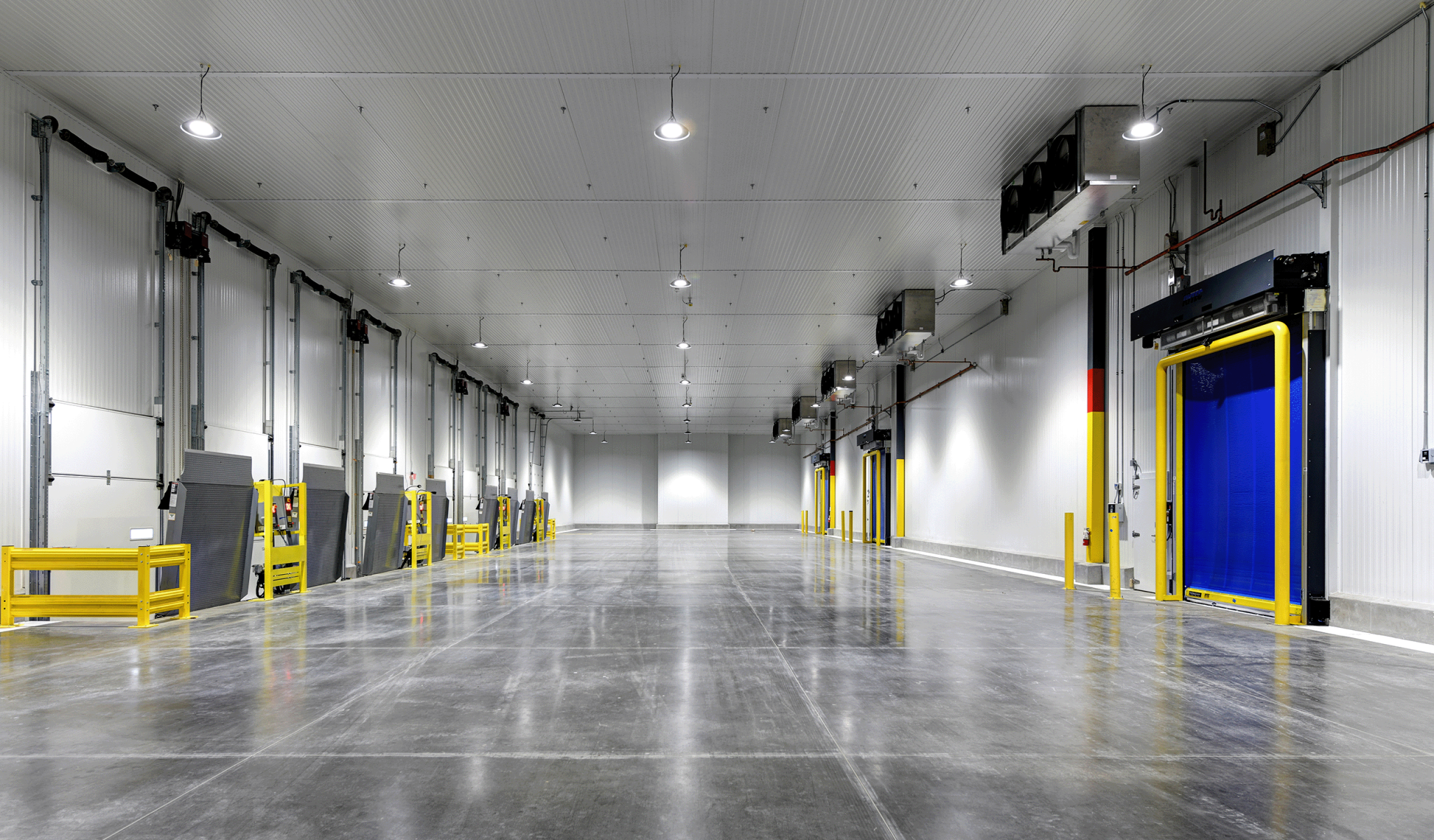 What are the walls used in cold storage?